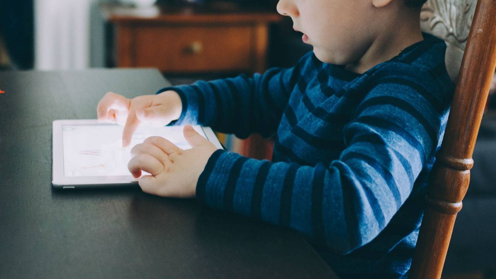 Applying The Food Pyramid Concept To Children's Media Consumption