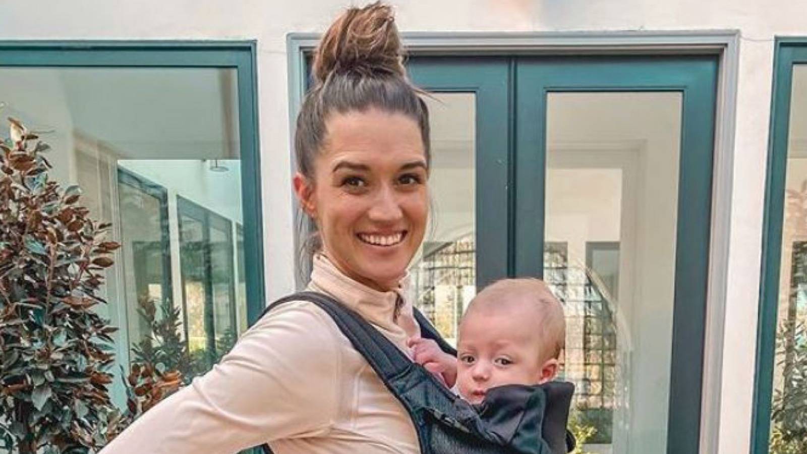 ‘Bachelor’StarJade Roper Claps Back At Breastfeeding Shamers After Her ...