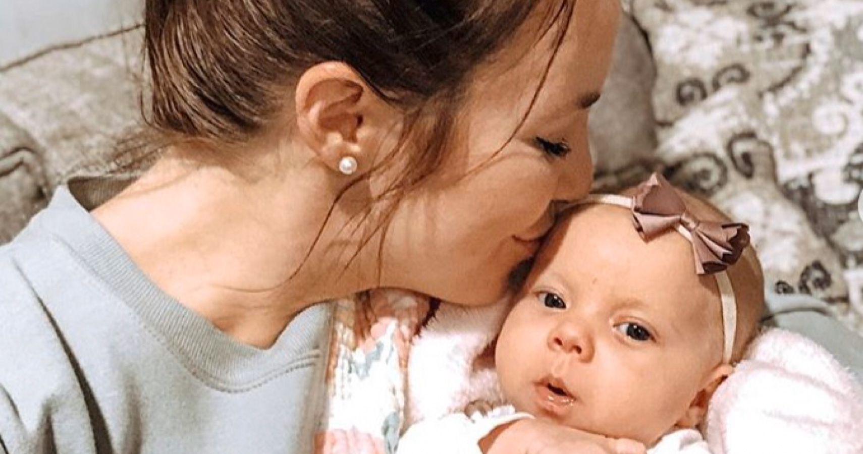 Jana Duggar Babysits John David & Abbie Duggar’s Newborn Daughter For ...