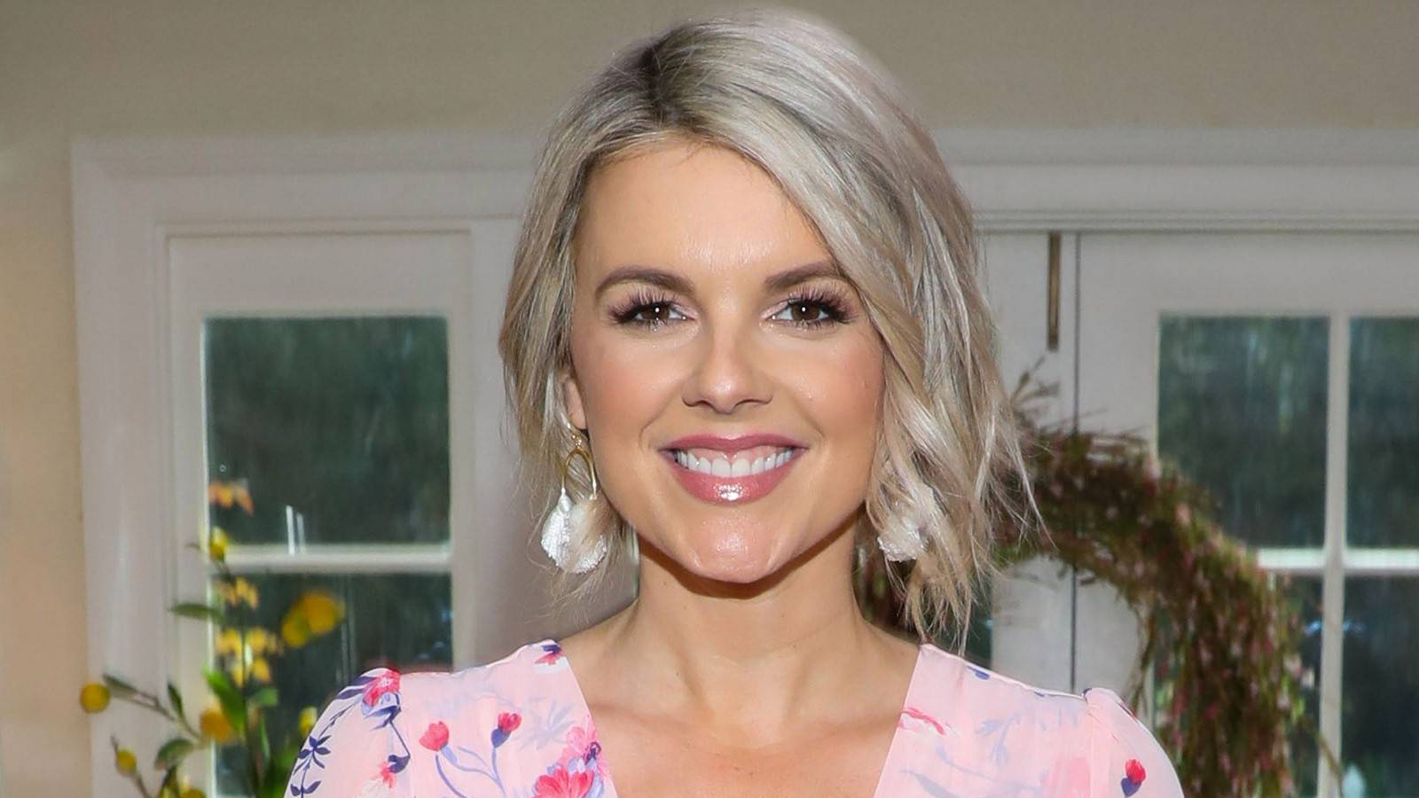 Ali Fedotowsky Shares Empowering Post-Partum Photo Of Stomach During ...