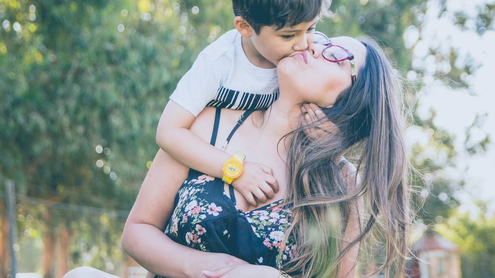 Tips For Caring For A Toddler While Experiencing Extreme Pregnancy Fatigue