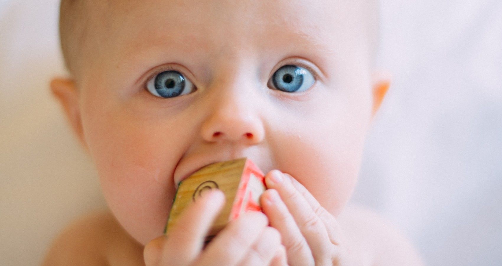 Household Objects Are Just As Good As Toys For Babies