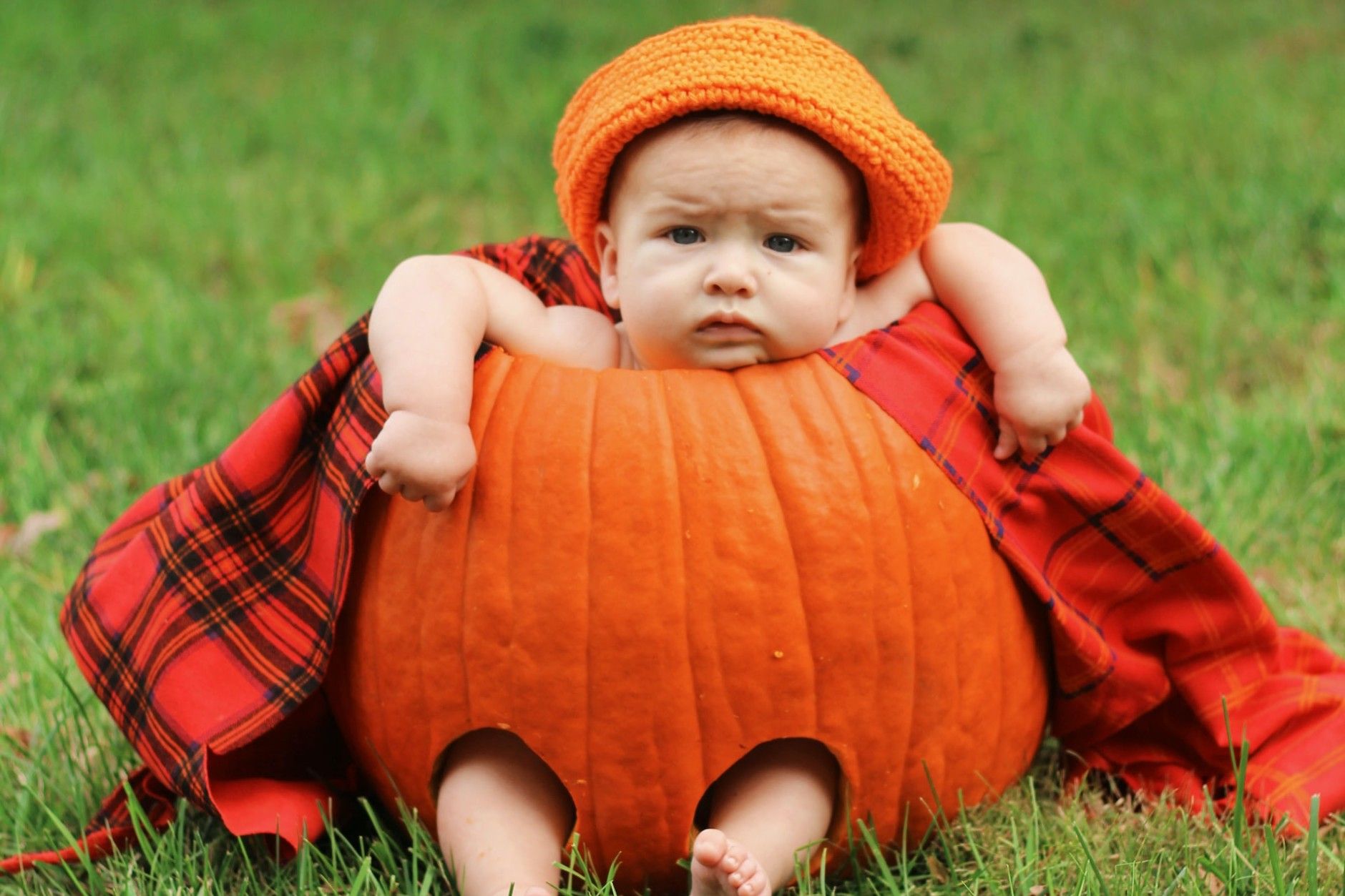 Adorable Autumn Baby Pictures To Take Yourself