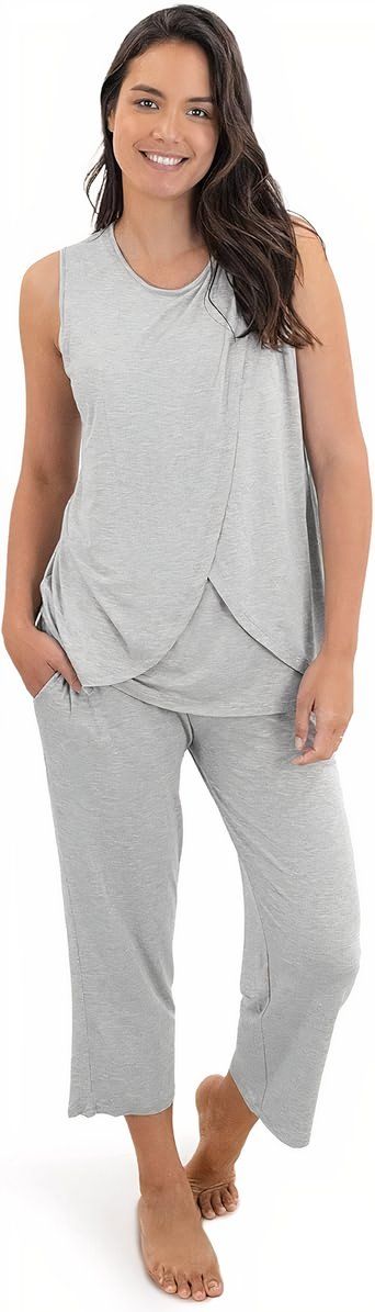 12 Best Maternity Pajamas For The Winter